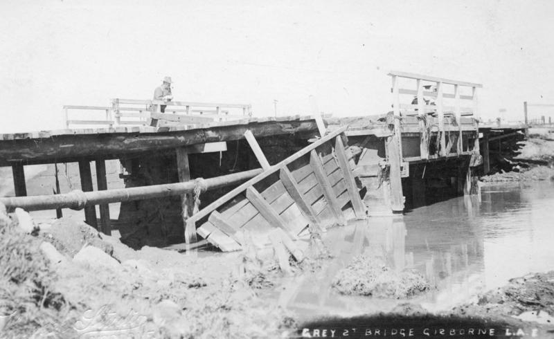 Grey Street Bridge, Gisborne - MTG Hawkes Bay